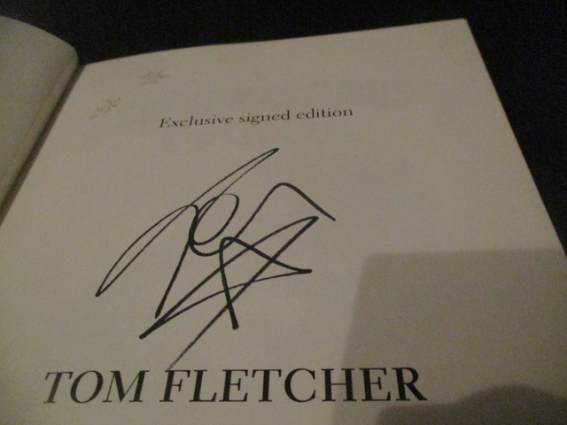 Tom Fletcher 'A Christmasaurus Carol' Authentic Autographed Hardback ...