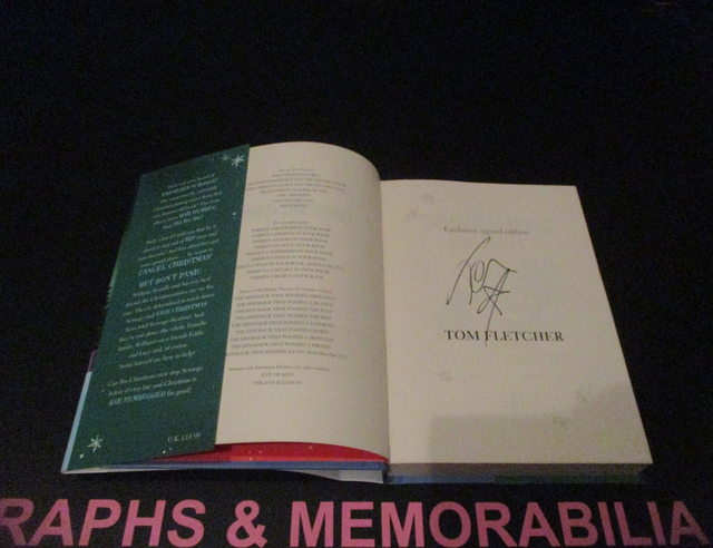 Tom Fletcher 'A Christmasaurus Carol' Authentic Autographed Hardback ...