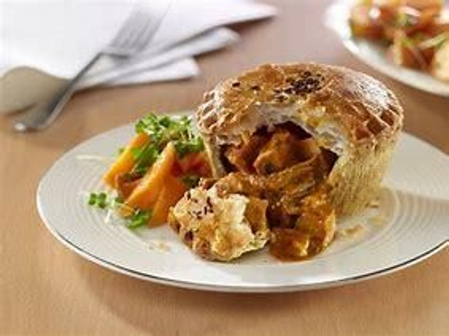 Jumbo Meat & Potato Pie - 300g Cooked