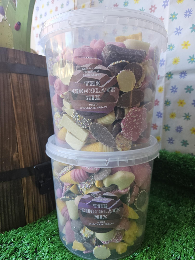 1.7kg Chocolate Mix bucket