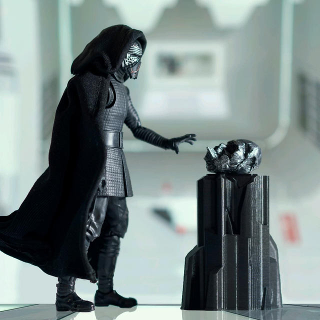 3d printed helmet stand | IB3D