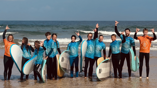 3 surfing classes | Smart Surf School