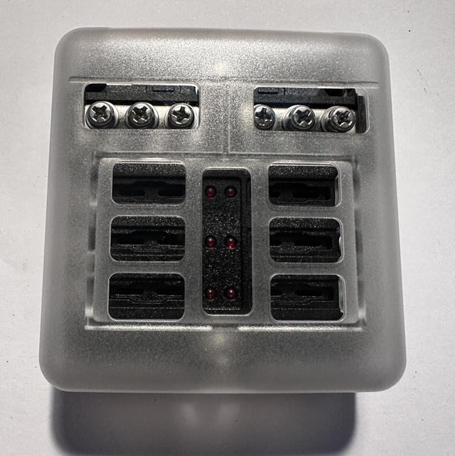 12v Fused Distribution with LED | KAMPERKITNI