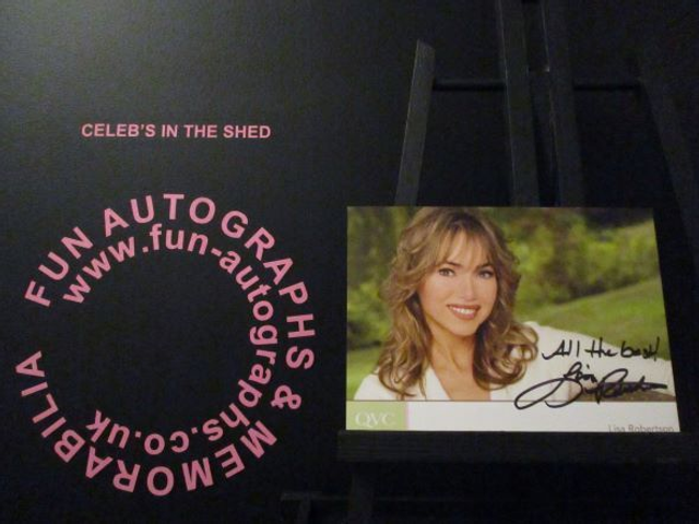 Lisa Roberton Authentic Autographed QVC 7x5 Cast Card