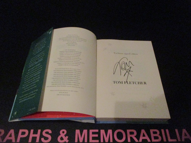 Tom Fletcher 'A Christmasaurus Carol' Authentic Autographed Hardback ...
