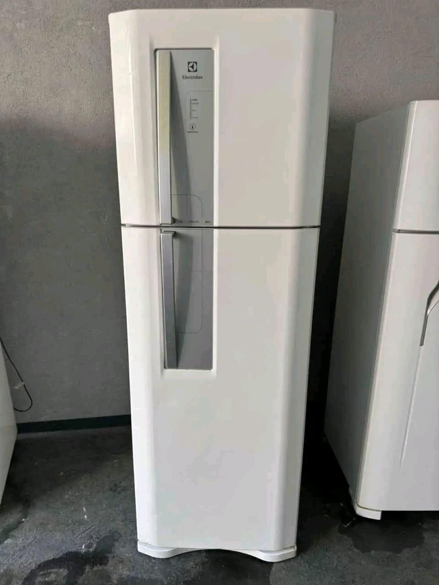 Geladeira Electrolux DF42 Frost Free Duplex 382 Litros Painel Blue Touch