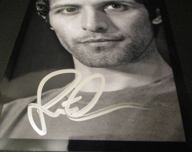 Sean Cernow Authentic Autographed B&W 6x4 Photograph (15)