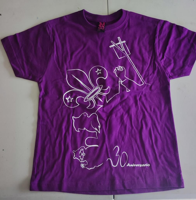 Camiseta morada 30 aniversario Nueva Talla 7/8
