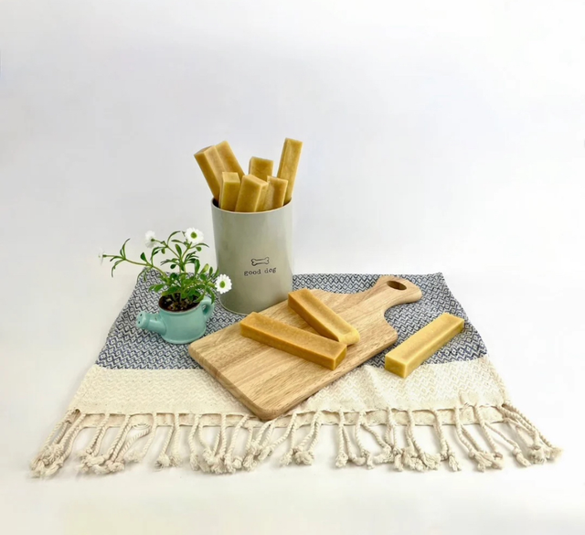 Turmeric YAK Bar | Deli 4 Dogs